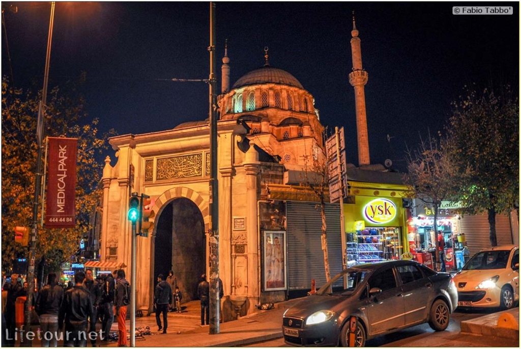 Laleli Camii • Fabio’s LifeTour