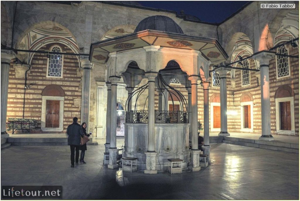 Laleli Camii • Fabio’s LifeTour